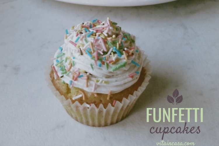 Funfetti cupcakes – VITAINCASA il lato rosa della vita